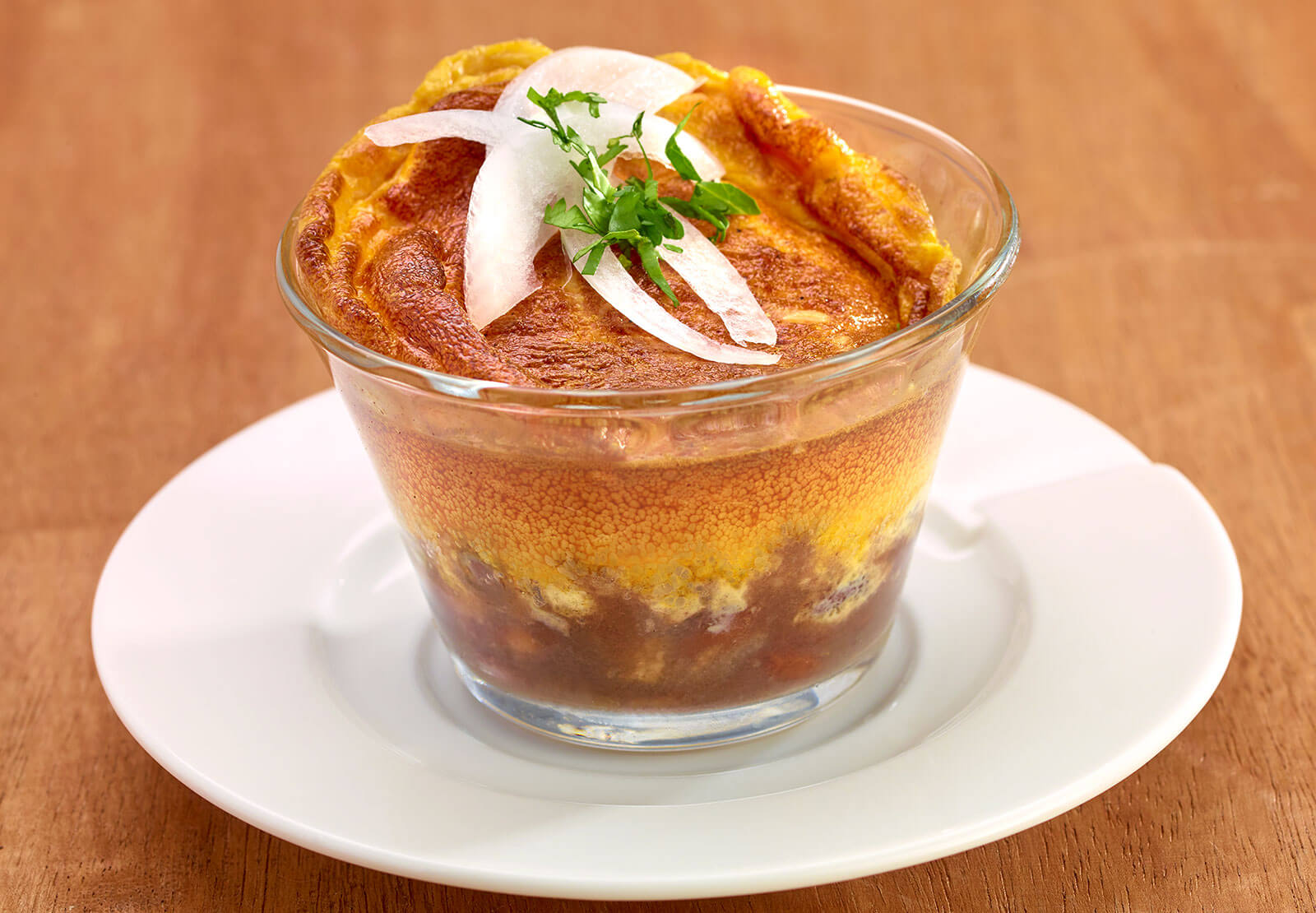 Huevos moldeados con salsa de tomate y queso - Recetas | La Costeña®